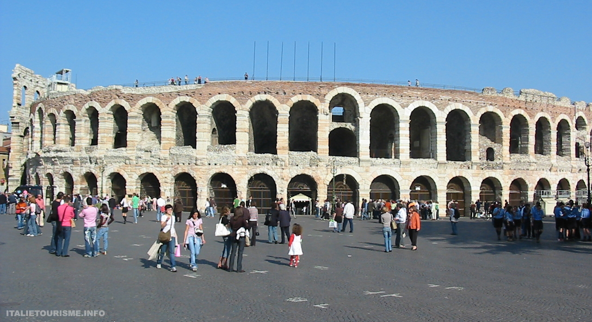 Les Arènes de Vérone - Italie tourisme